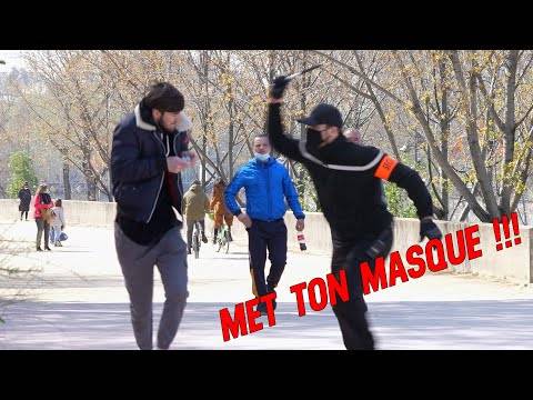 FRAPPER LES GENS DANS LA RUE SANS MASQUE PRANK ! (camera cachée) Funny ...